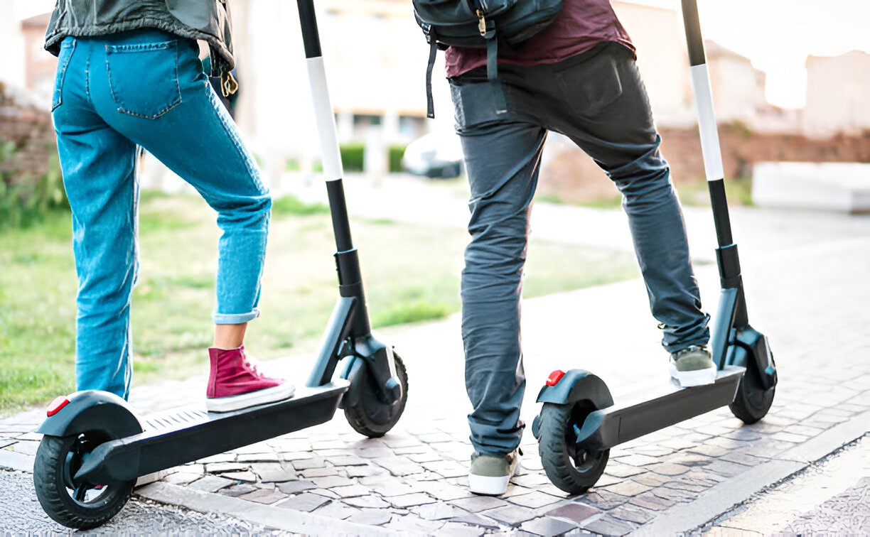 Top 5 Best Foldable Electric Scooters for Urban Commuters